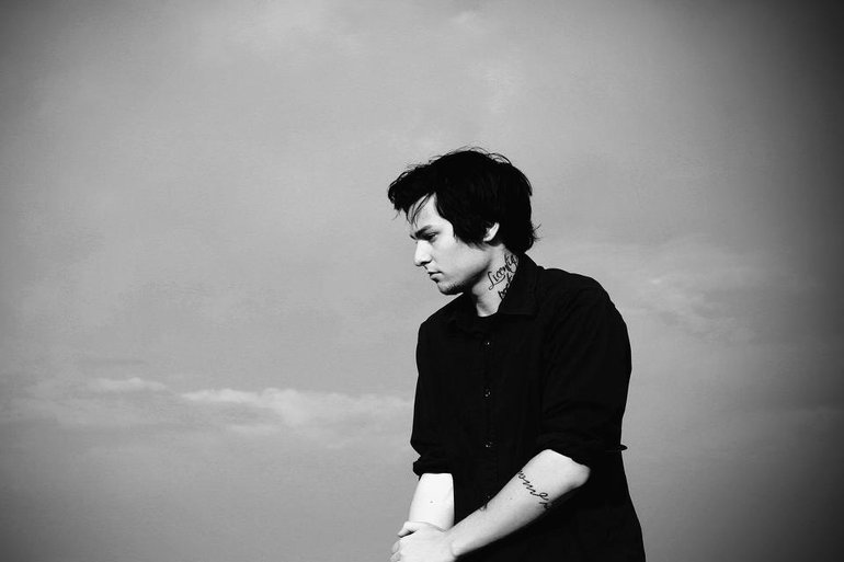 Christian Linke's Instagram, Twitter & Facebook on IDCrawl