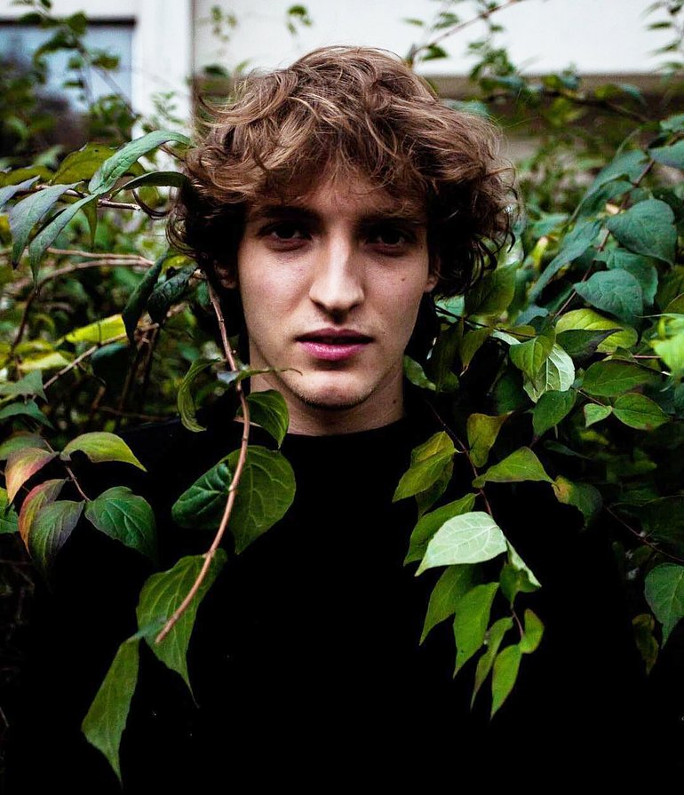 Aliocha Schneider's Instagram, Twitter & Facebook on IDCrawl