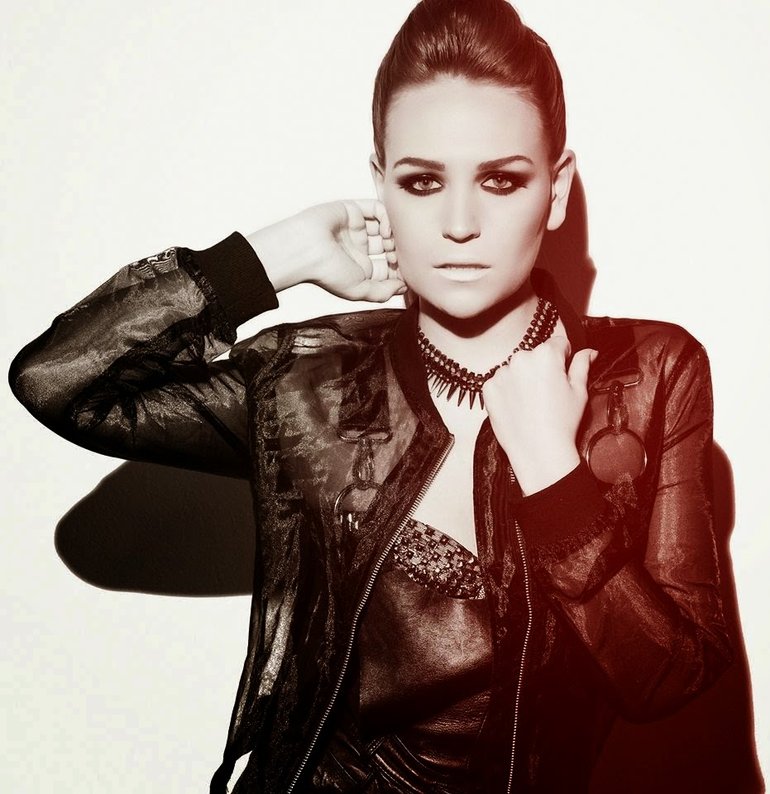 Bianca Singer's Instagram, Twitter & Facebook on IDCrawl