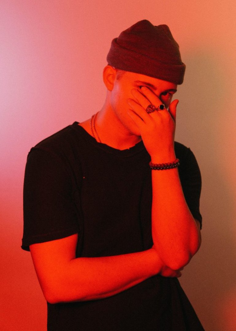 TREVOR DANIEL - FALLING : r/freshalbumart