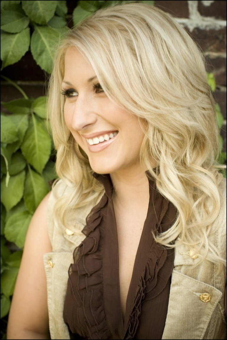 Melanie Morgan's Instagram, Twitter & Facebook on IDCrawl