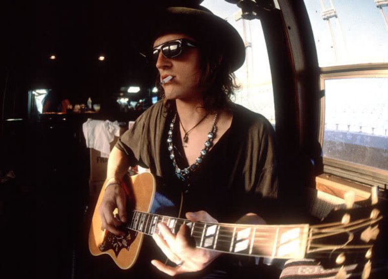 Izzy Stradlin 80s