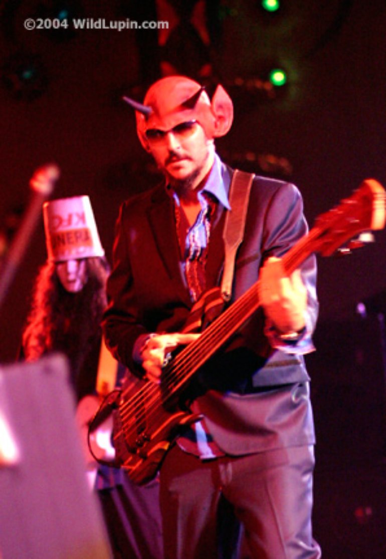 Les Claypool Biography