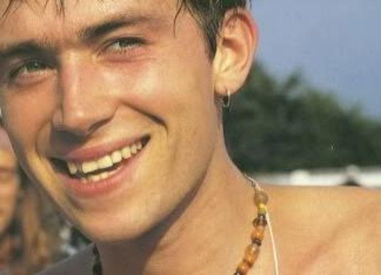 Damon Albarn Teeth