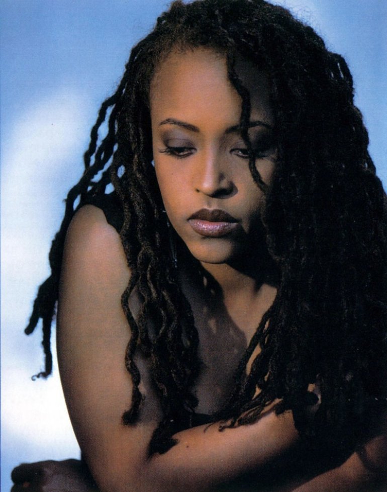 Cassandra Wilson's Instagram, Twitter & Facebook on IDCrawl