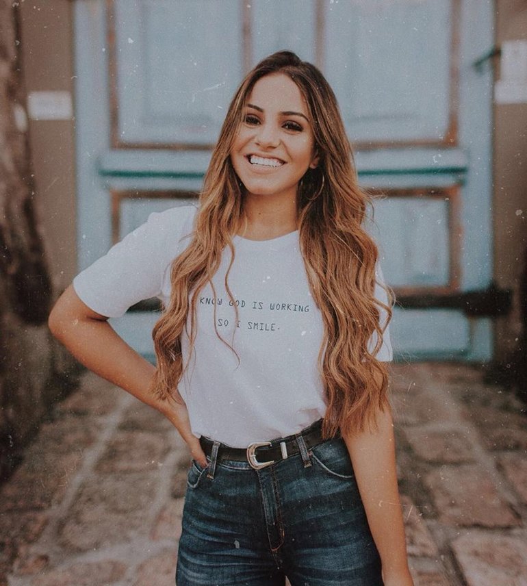 Gabriela Rocha's Instagram, Twitter & Facebook on IDCrawl