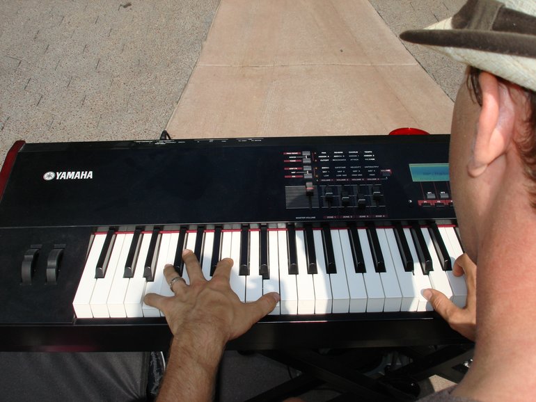 James Cahall's Instagram, Twitter & Facebook on IDCrawl