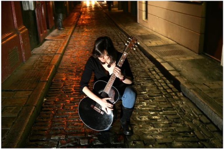 Lisa Hake's Instagram, Twitter & Facebook on IDCrawl