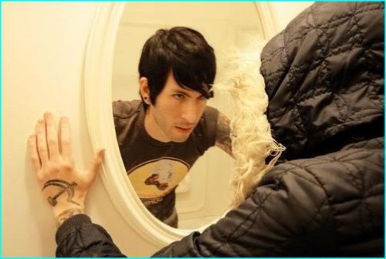 Aron Erlichman Girlfriend