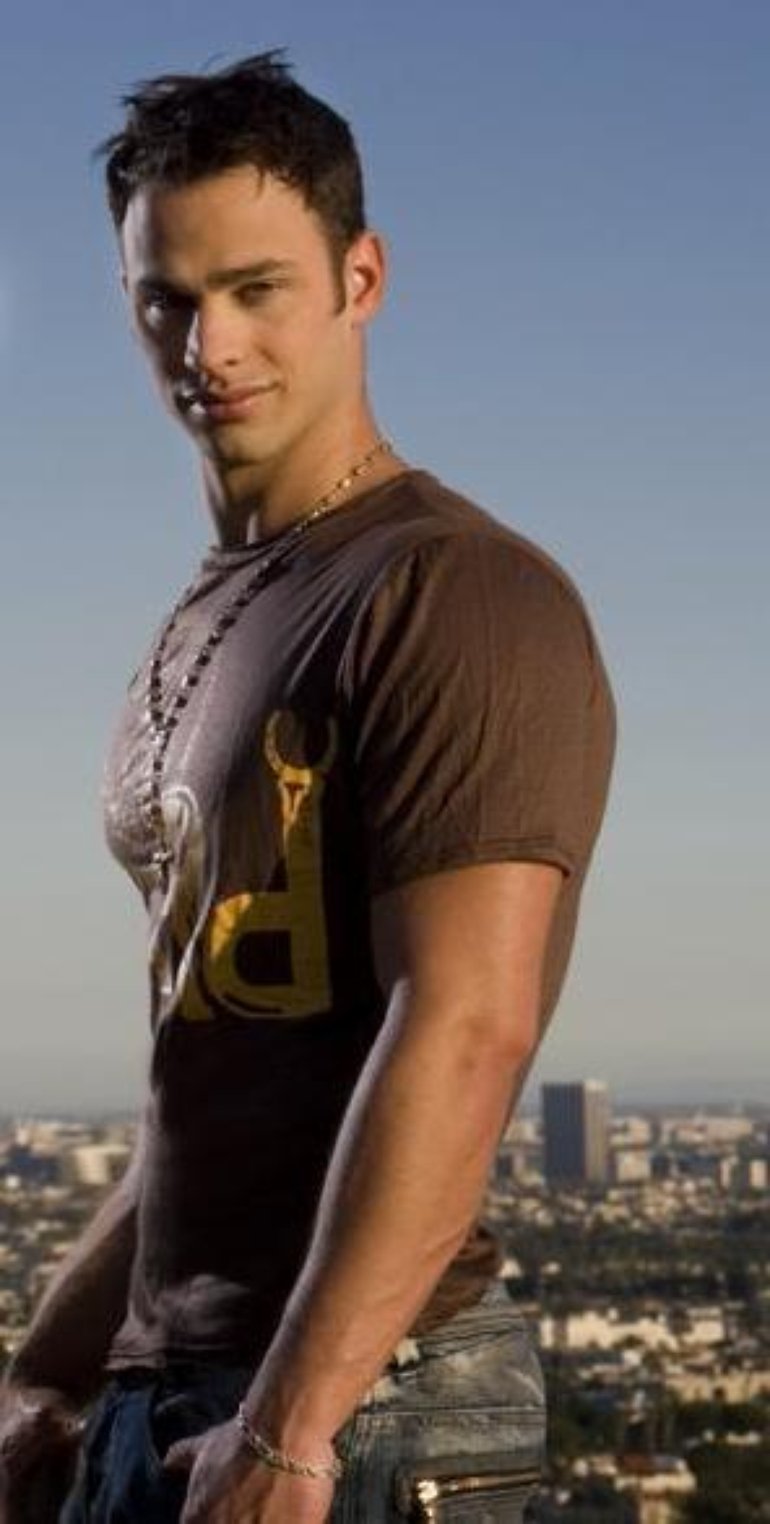 Bryan Hawn's Instagram, Twitter & Facebook on IDCrawl