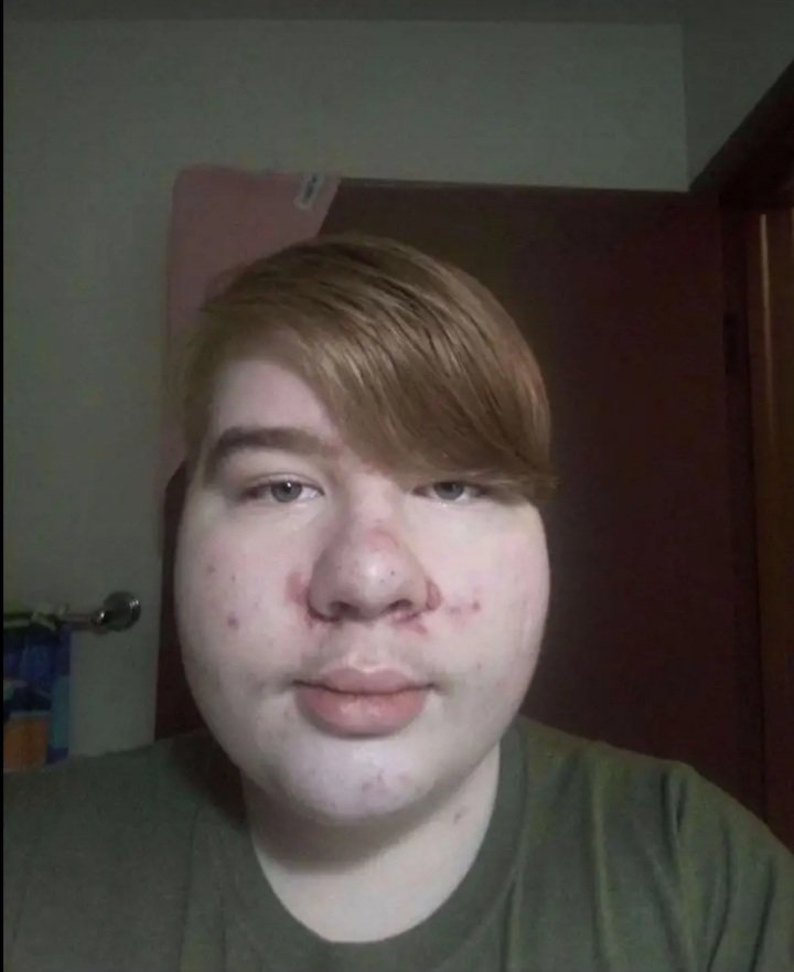 Daniel Larson's Instagram, Twitter & Facebook on IDCrawl