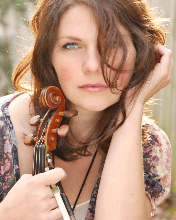 Caitlin Nicol Thomas