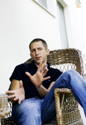 Sel music, videos, stats, and photos | Last.fm