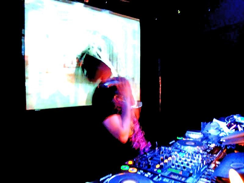 Moro music, videos, stats, and photos | Last.fm