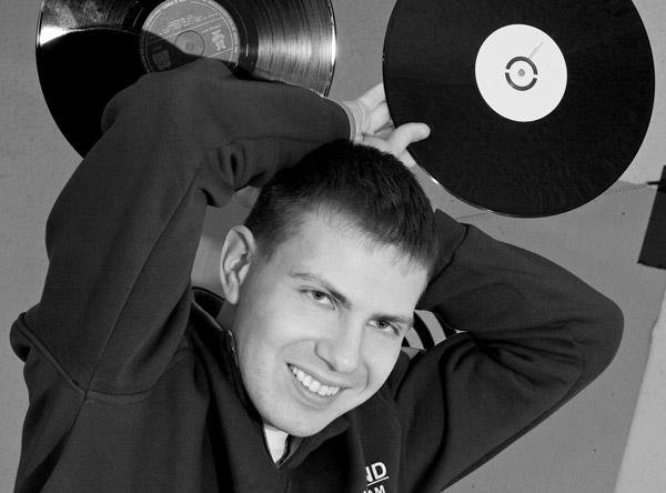 Weax music, videos, stats, and photos | Last.fm