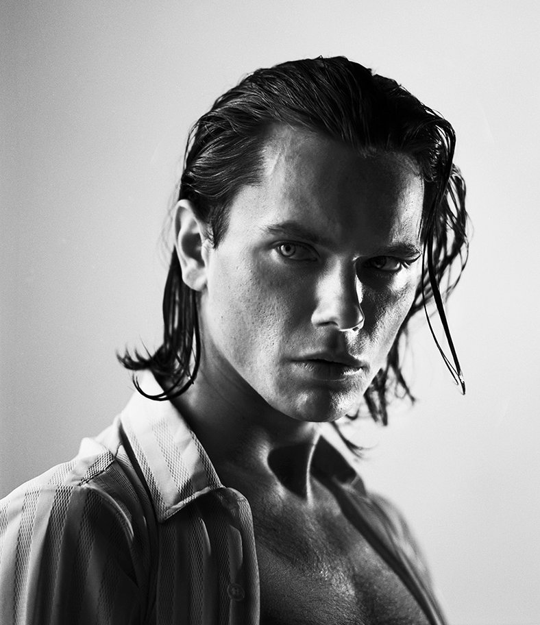 Samantha Mathis River