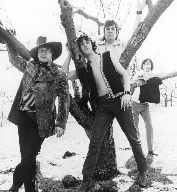 The Guess Who Rockin Album Cover