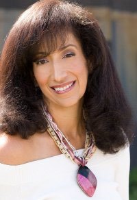 Lisa Downing's Instagram, Twitter & Facebook on IDCrawl