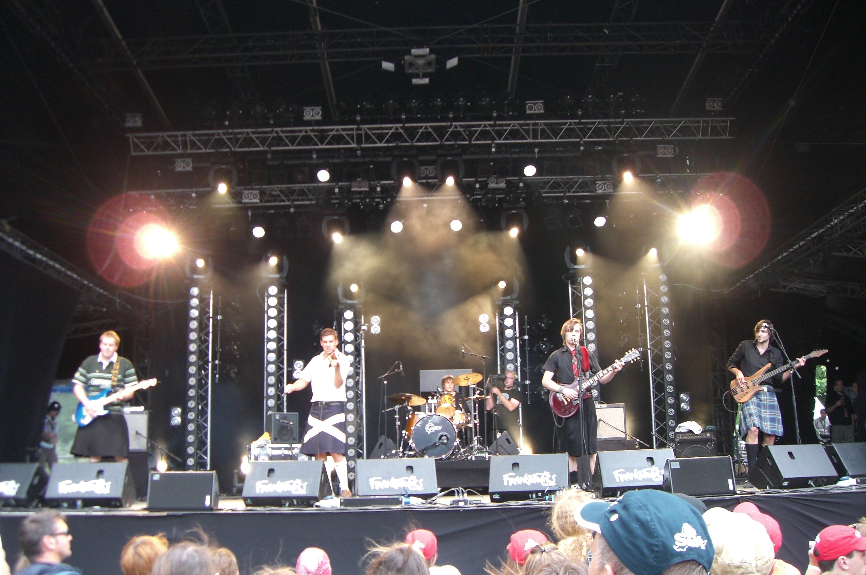 Yew music, videos, stats, and photos | Last.fm
