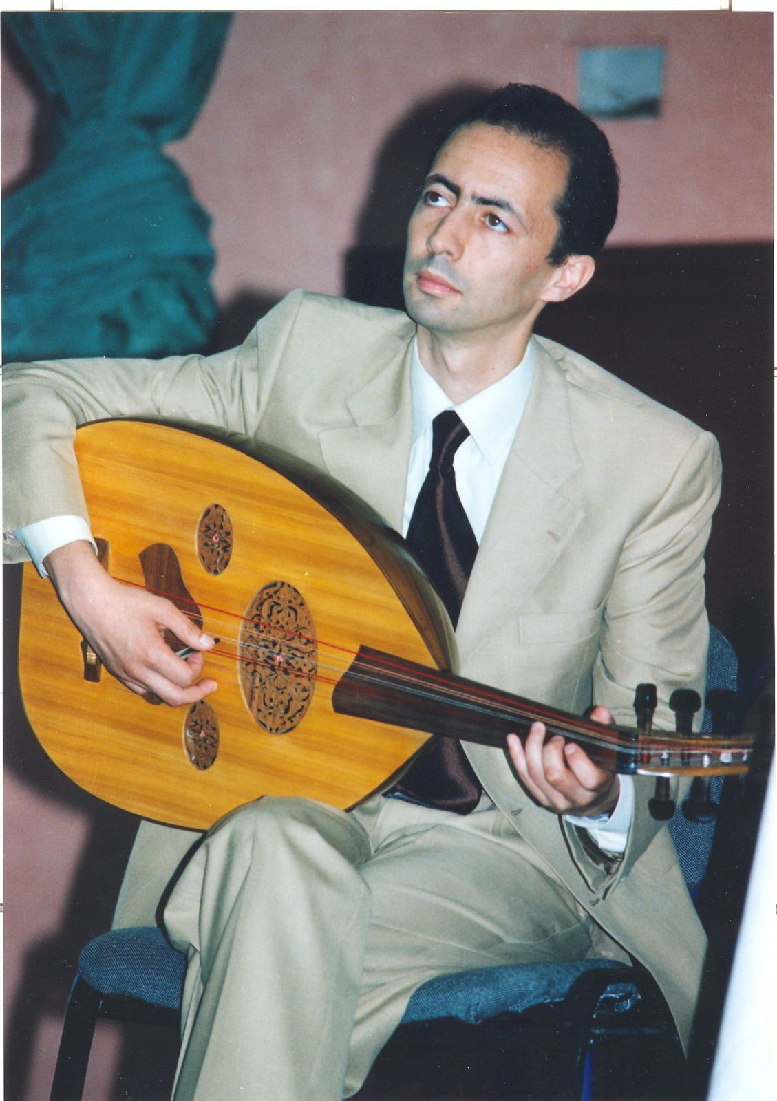 Nasser Houari biography | Last.fm