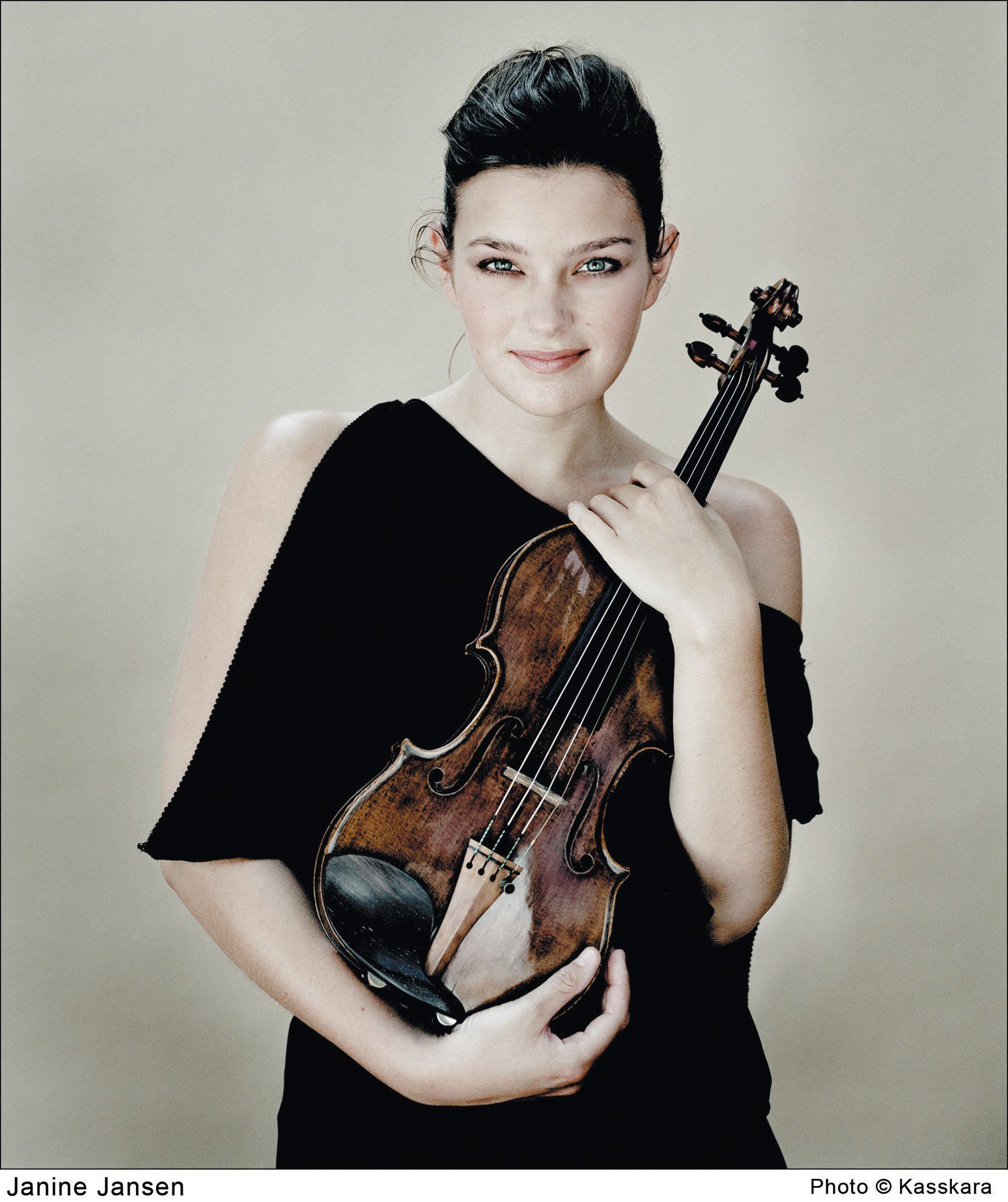 Janine Jansen Photos (1 of 30) | Last.fm
