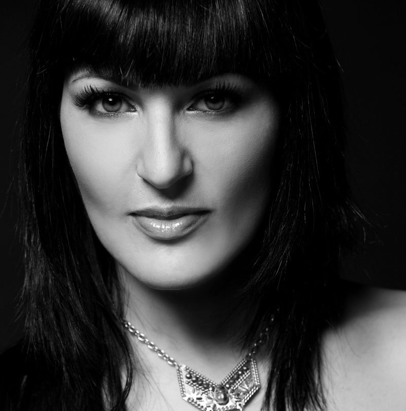 Kim Leoni's Instagram, Twitter & Facebook on IDCrawl