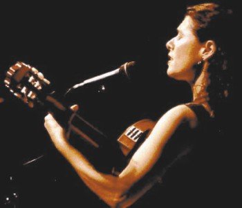 Biografía de Claudia Gómez | Last.fm