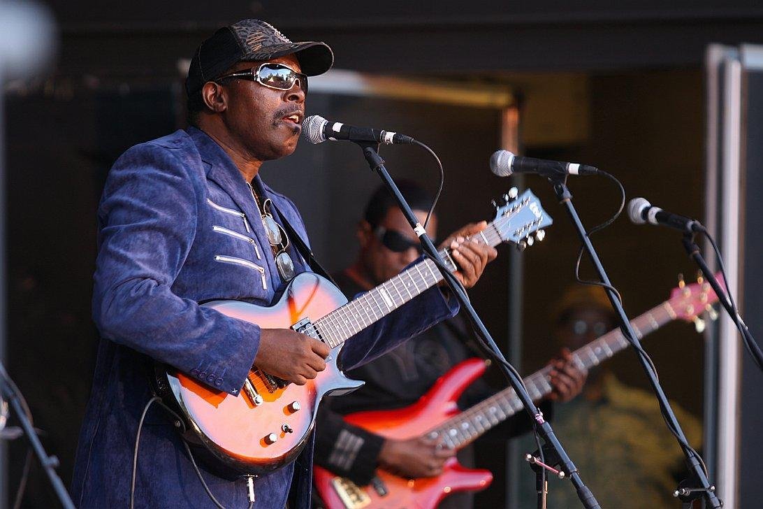 Diblo Dibala music, videos, stats, and photos | Last.fm