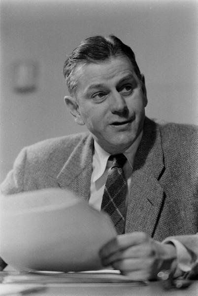 Paul Engle müzikleri, videoları, istatistikleri ve fotoğrafları | Last.fm