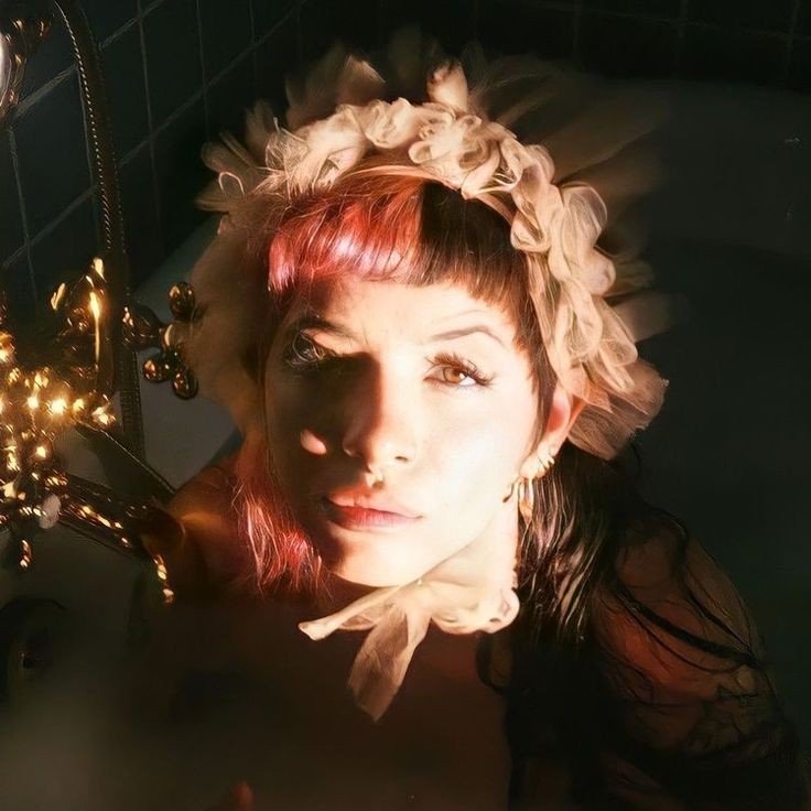 Adele Martinez's Instagram, Twitter & Facebook on IDCrawl