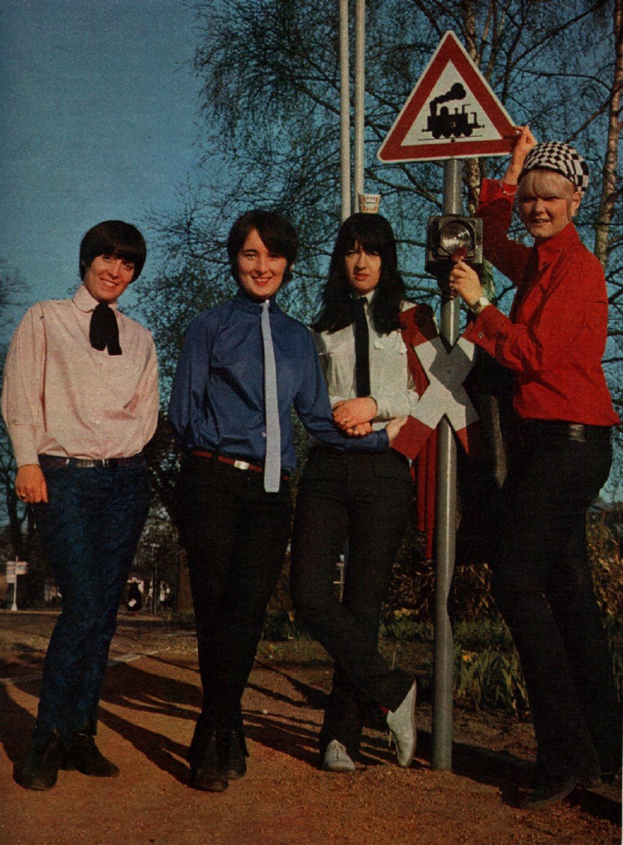 The Liverbirds music, videos, stats, and photos | Last.fm
