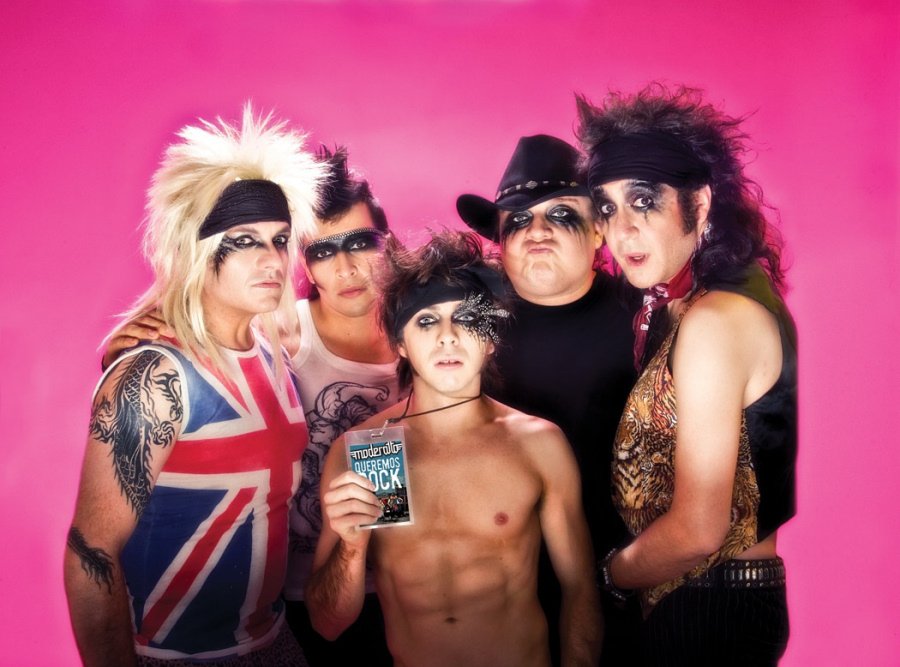 Gracias | Moderatto | 8tracks radio