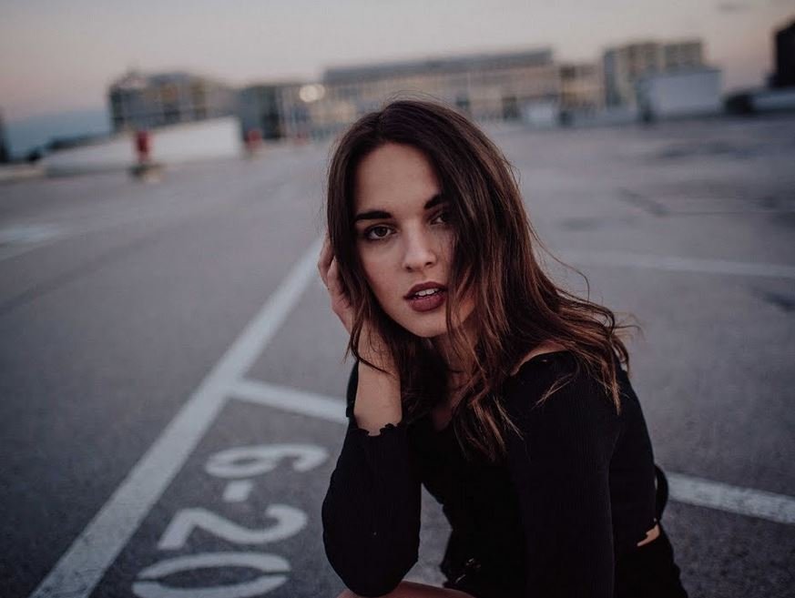 Tina Naderer age, biography | Last.fm