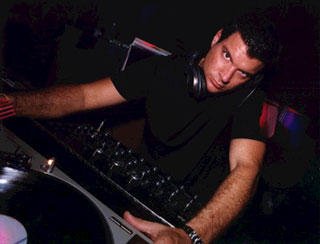 Luz Divina Jonathan Peters Deals | varsana.com