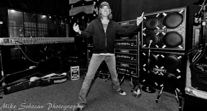 Russ Dwarf biography | Last.fm