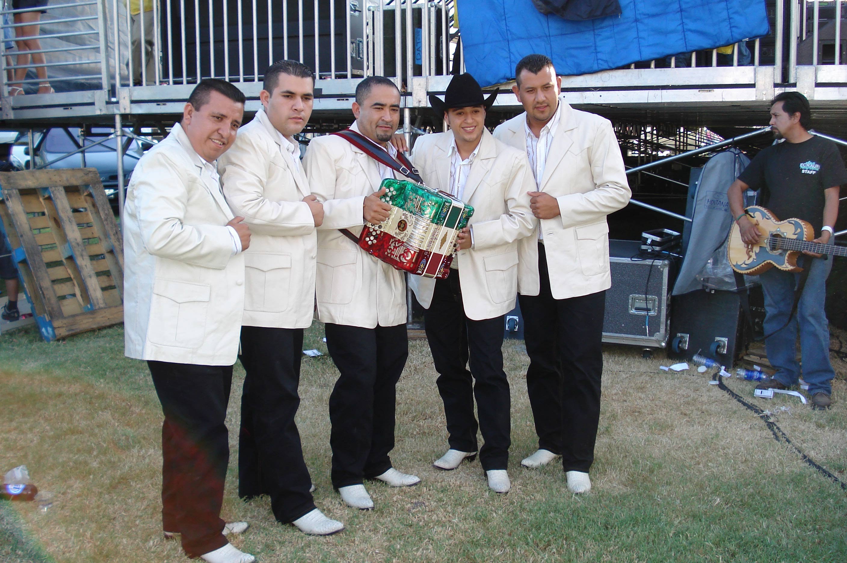 Los Nuevos Rebeldes music, videos, stats, and photos | Last.fm