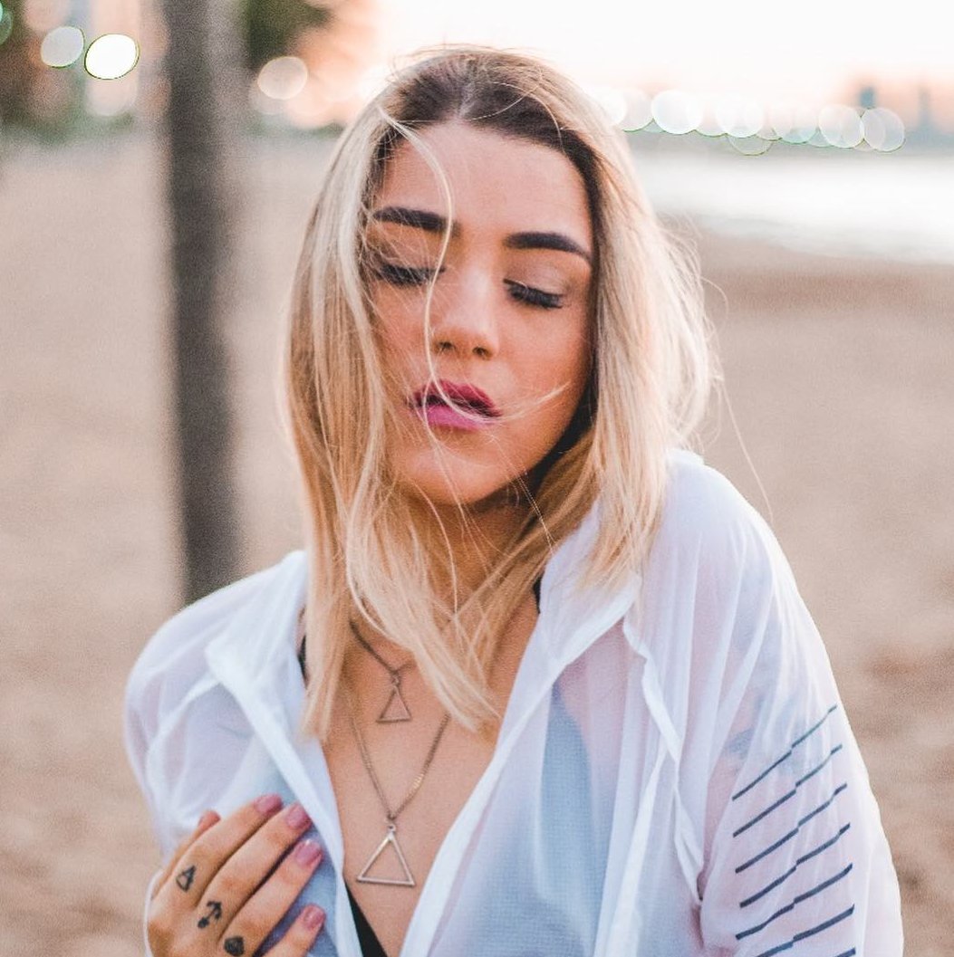 Biografia de Cynthia Luz | Last.fm