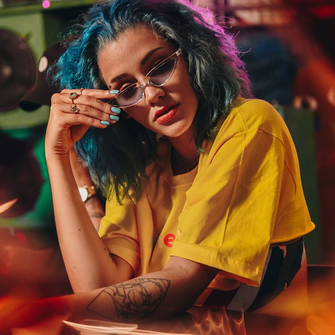 Azzy Hot Sex Picture