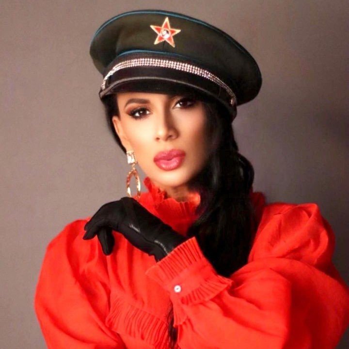 Lisa M Reggaeton Pareja