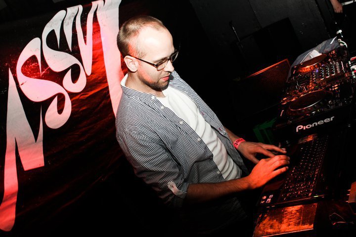 Cinnamon Chasers music, videos, stats, and photos | Last.fm