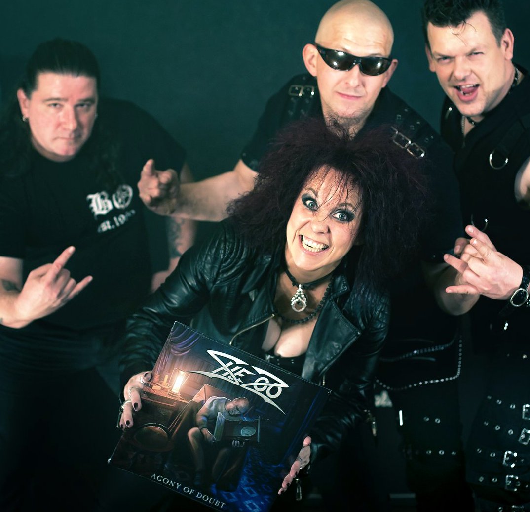 Shezoo music, videos, stats, and photos | Last.fm