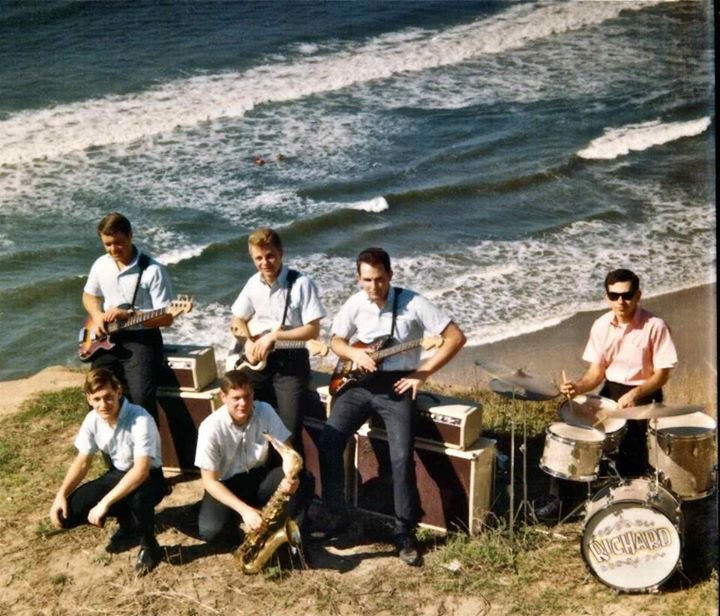 The Challengers music, videos, stats, and photos | Last.fm