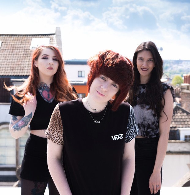 IDestroy music, videos, stats, and photos | Last.fm