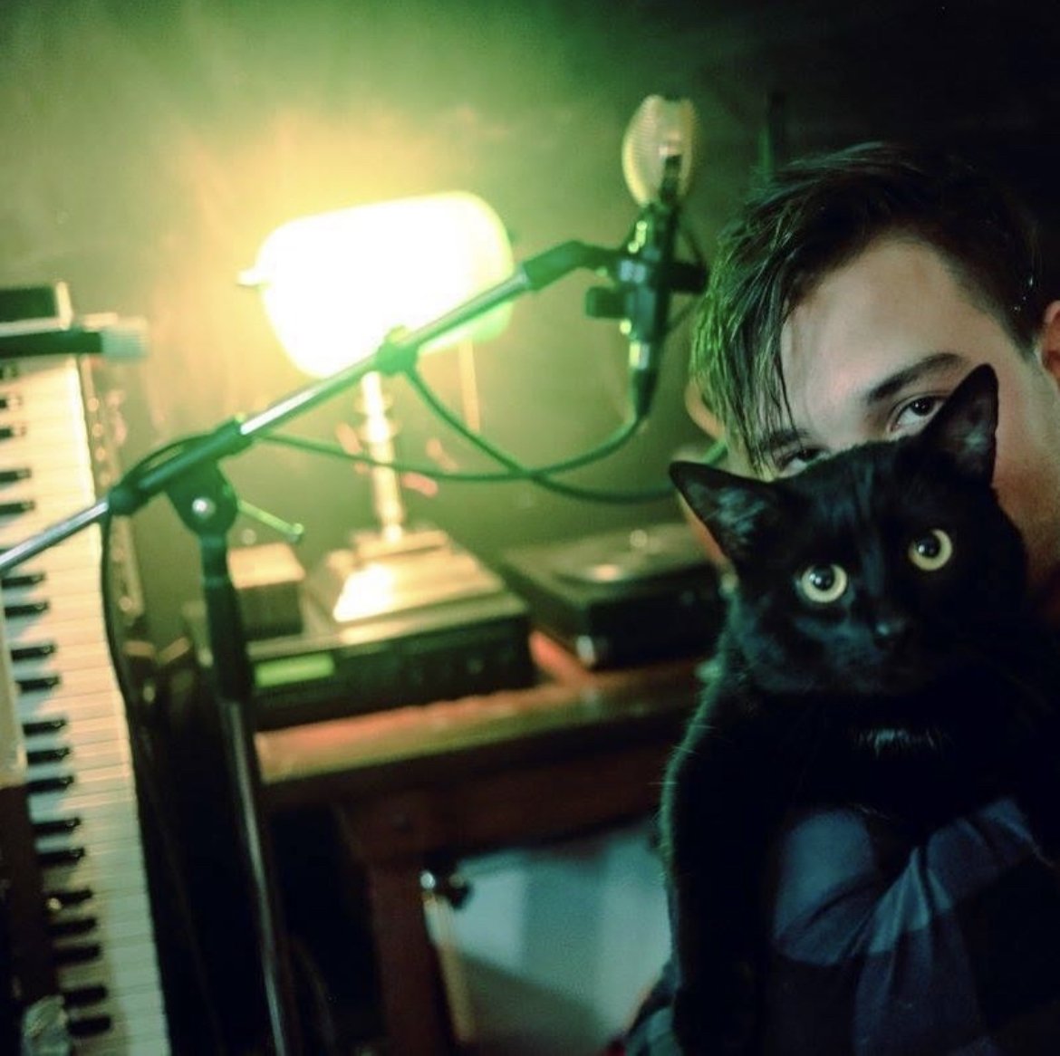 rew music, videos, stats, and photos | Last.fm