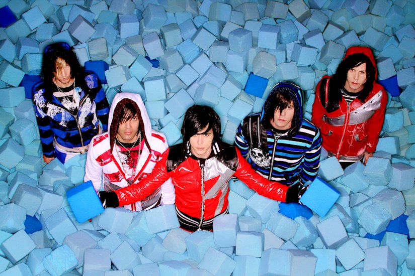 Family Force 5 albums and discography | Last.fm