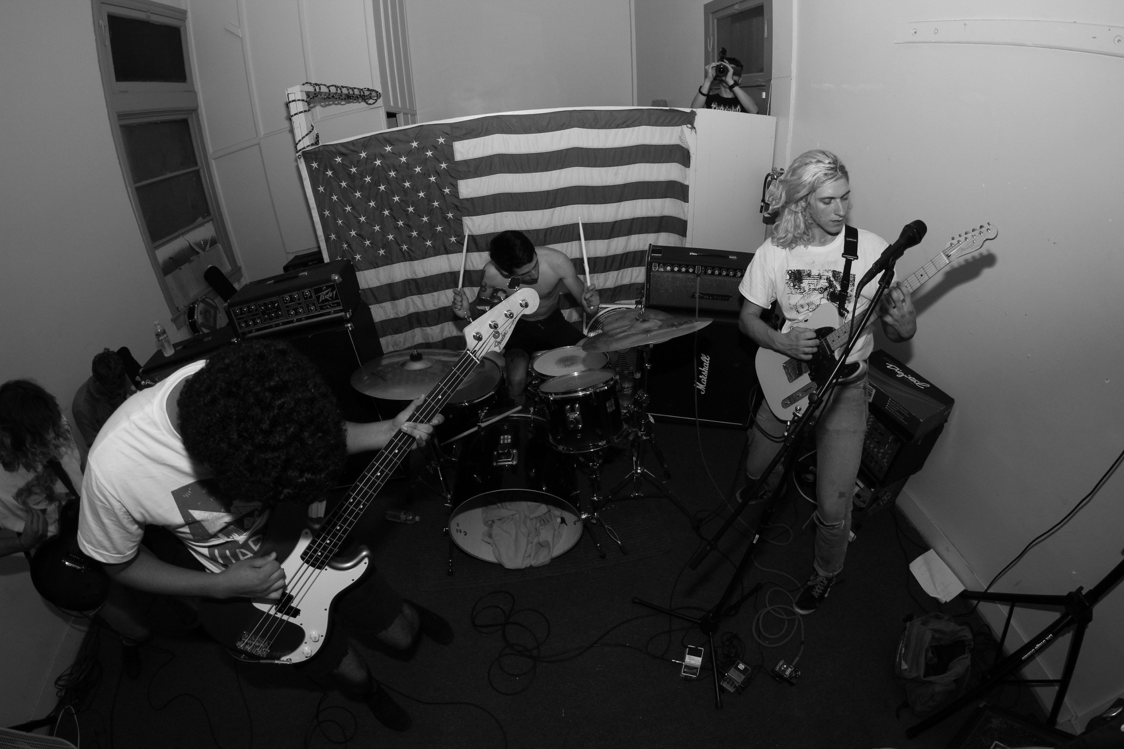 Happy Diving music, videos, stats, and photos | Last.fm