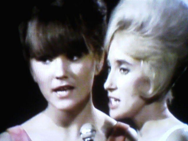 Donna Chapel's Instagram, Twitter & Facebook on IDCrawl