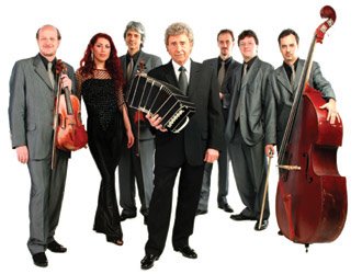 Orquesta Color Tango De Roberto Alvarez music, videos, stats, and ...