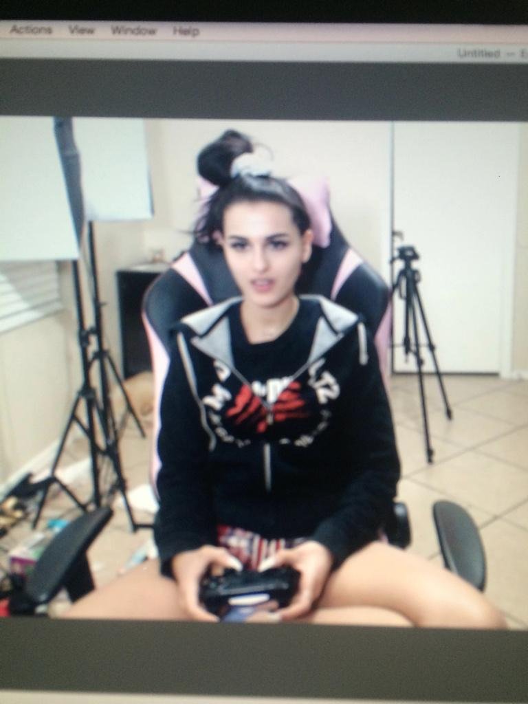 SSSniperWolf music, videos, stats, and photos | Last.fm