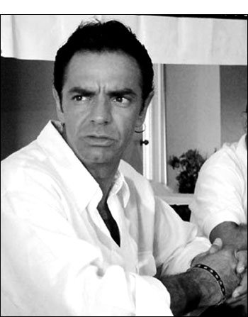 Eugenio Derbez Preguntame